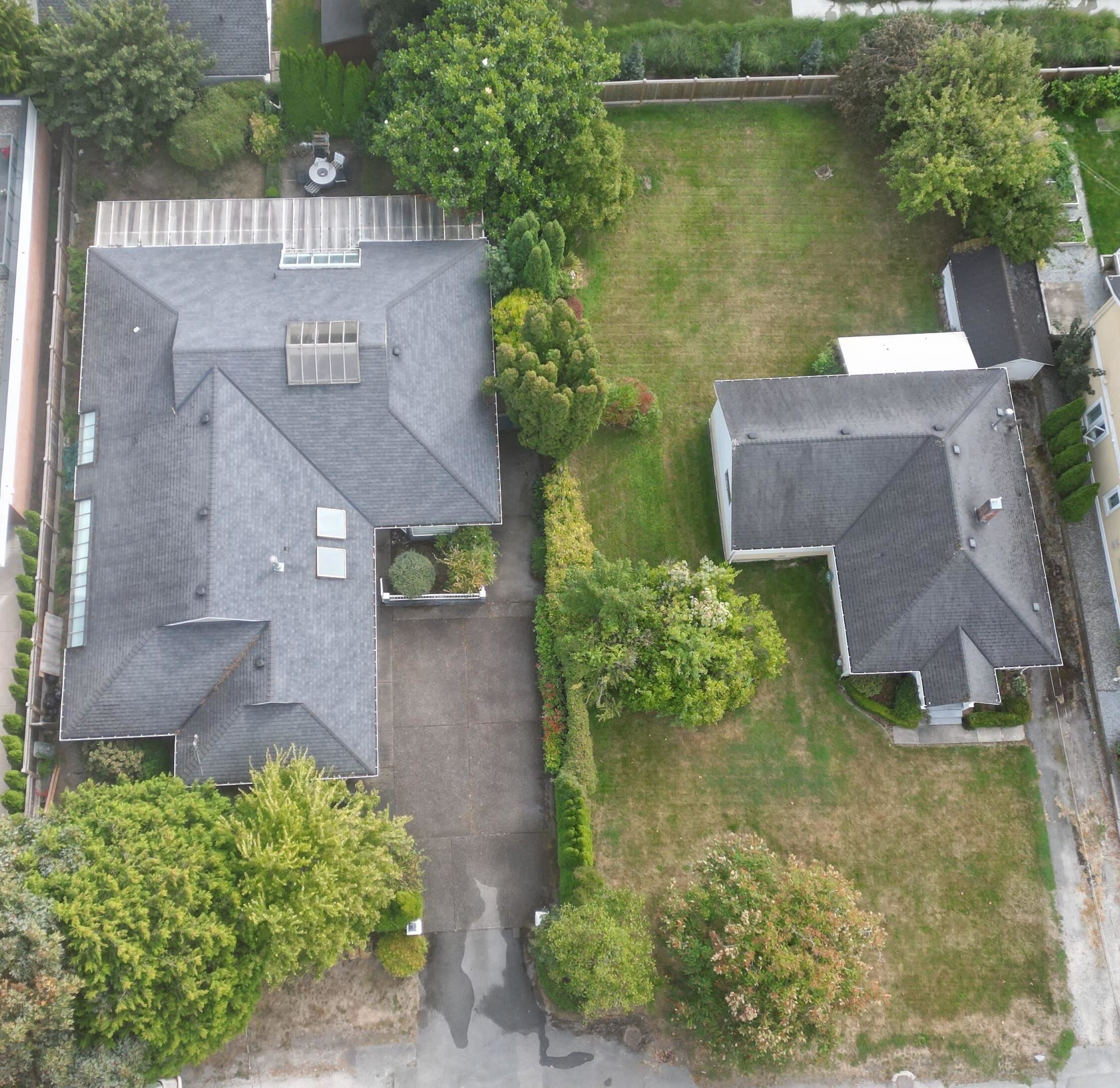 4664 51 Street Delta For Sale, R3086314 - StrawHomes.com