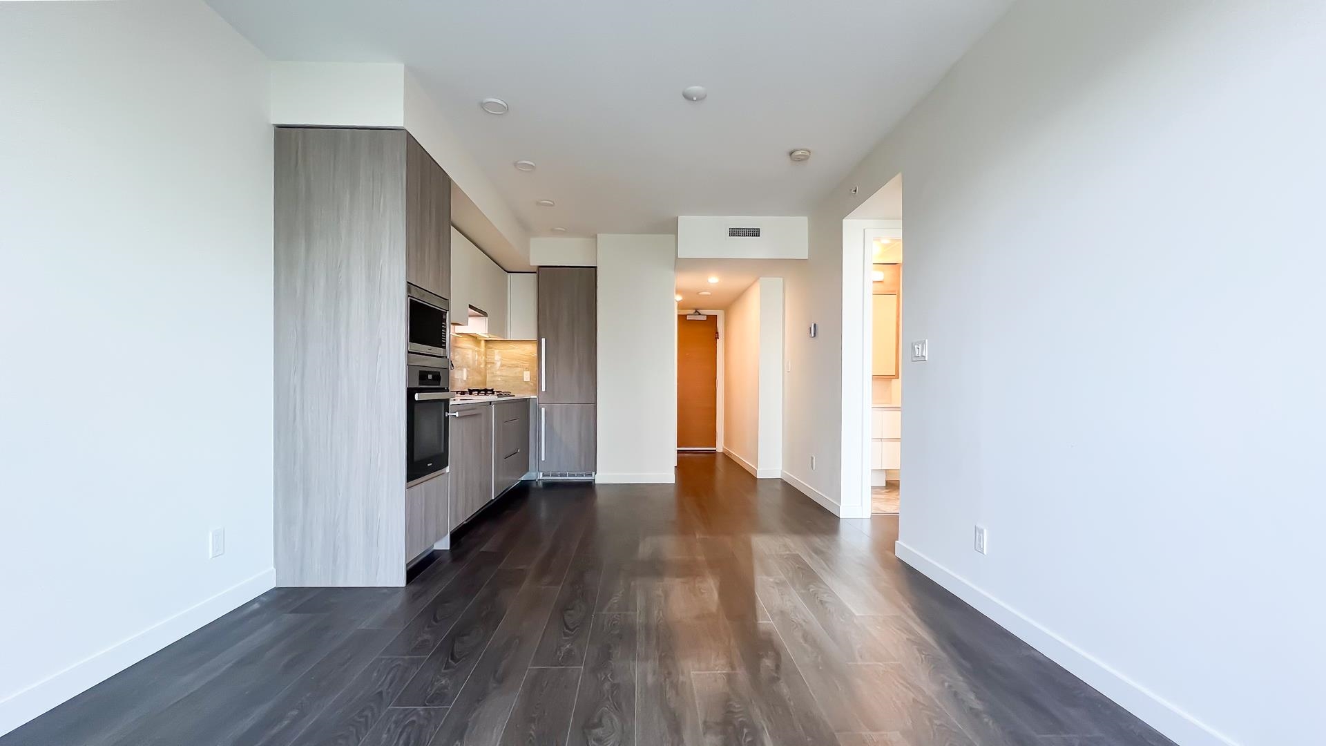 710 6633 Buswell Street Richmond For Sale, R3065321 - StrawHomes.com