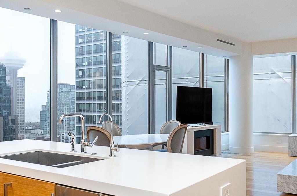 1803 667 Howe Street Vancouver For Sale, R3076423 - StrawHomes.com