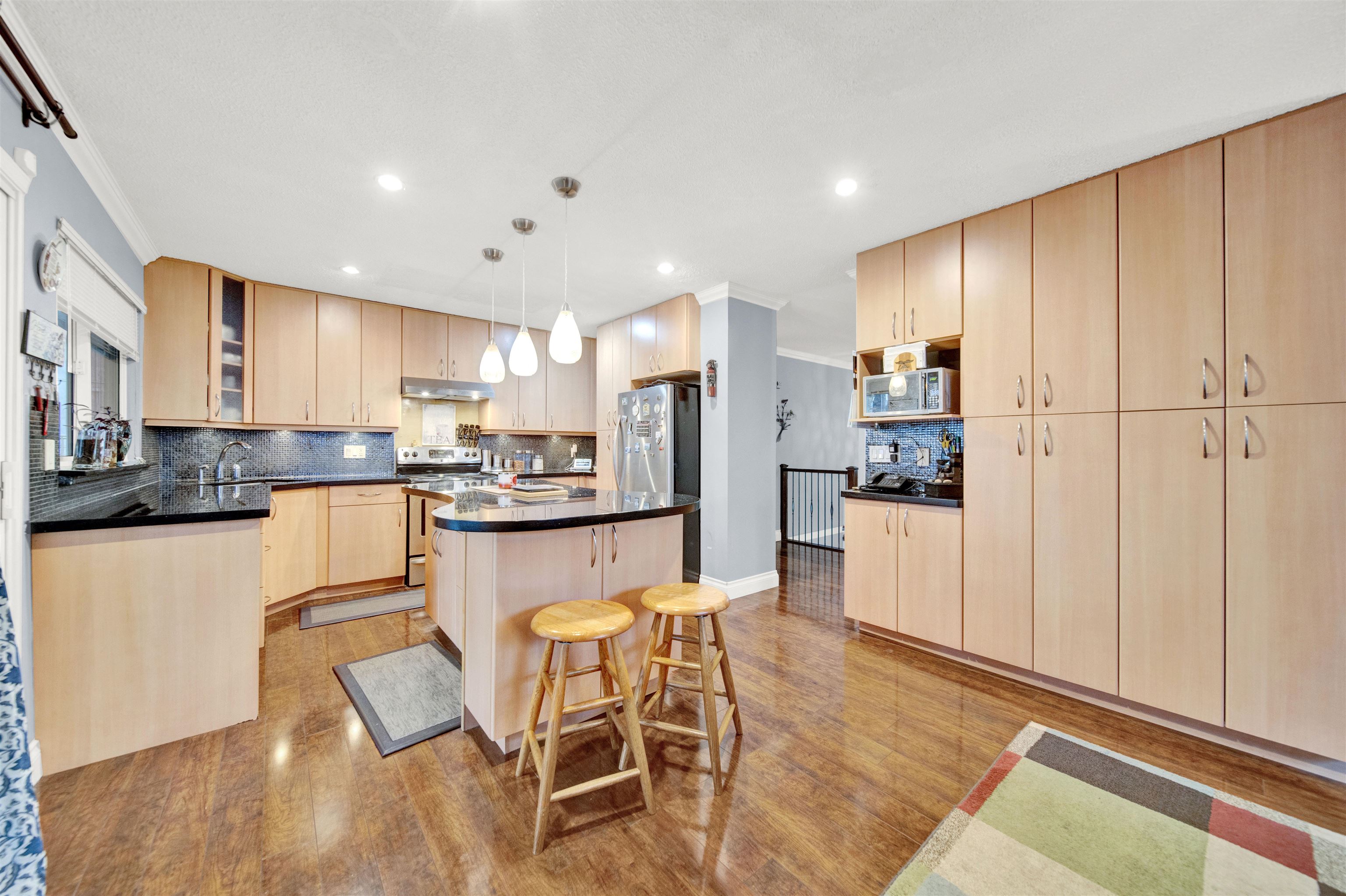 12754 Campbell Place Surrey For Sale, R3077923 - StrawHomes.com