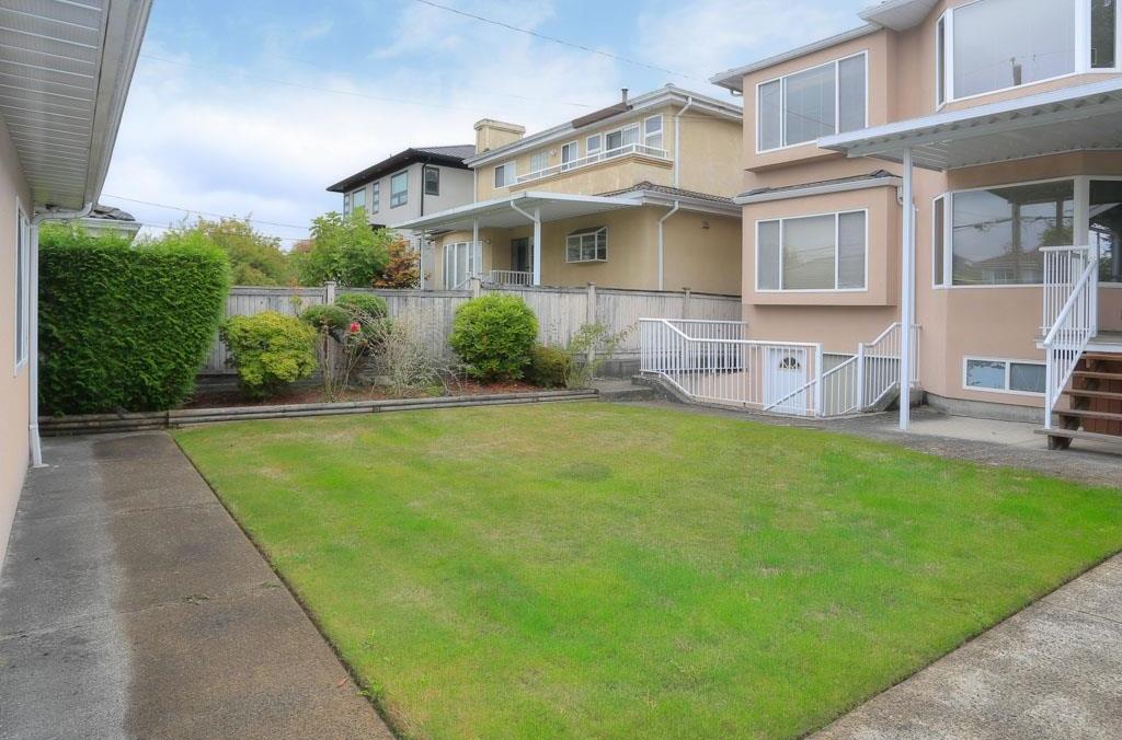 6333 Butler Street Vancouver For Sale, R3080444 - StrawHomes.com