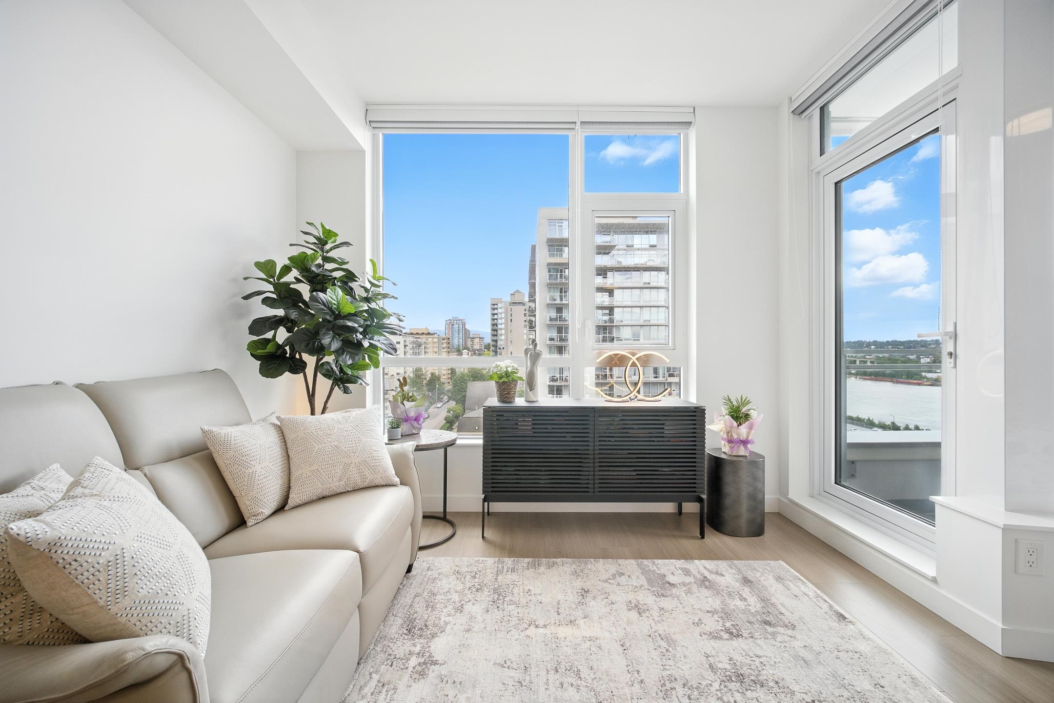 1207 618 Carnarvon Street New Westminster For Sale, R3027965 ...